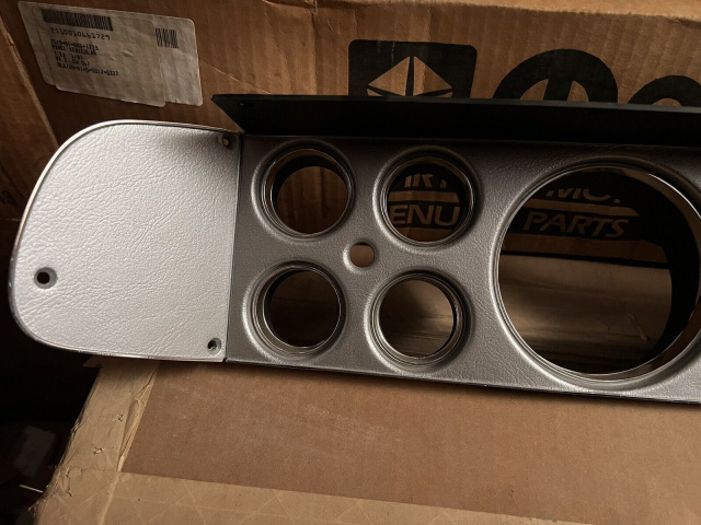 Dash faceplate/Instrument Cluster Panel NOS new in box