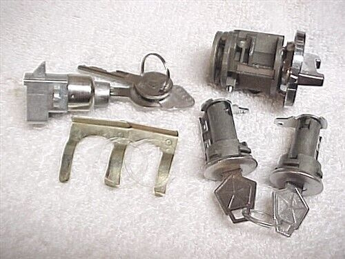 Reproduction Ignition, door, and Glove box locks